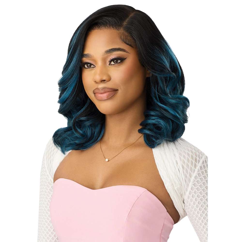 Outre Perfect Hairline Swoop Series Lace Front Wig - Y-Part 201